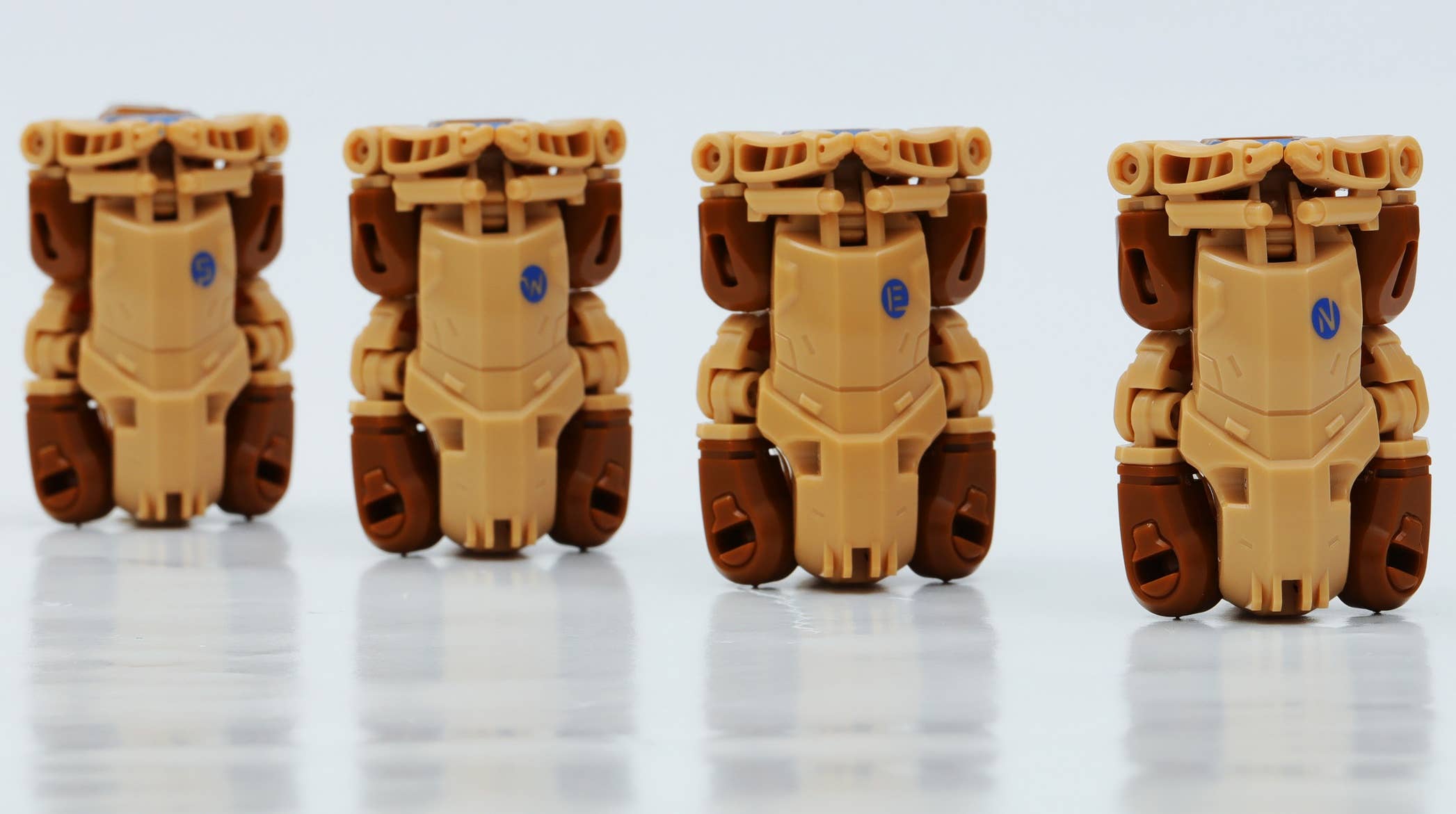 BeastBOX BB-48 Desert Assault Squad | HLJ.com