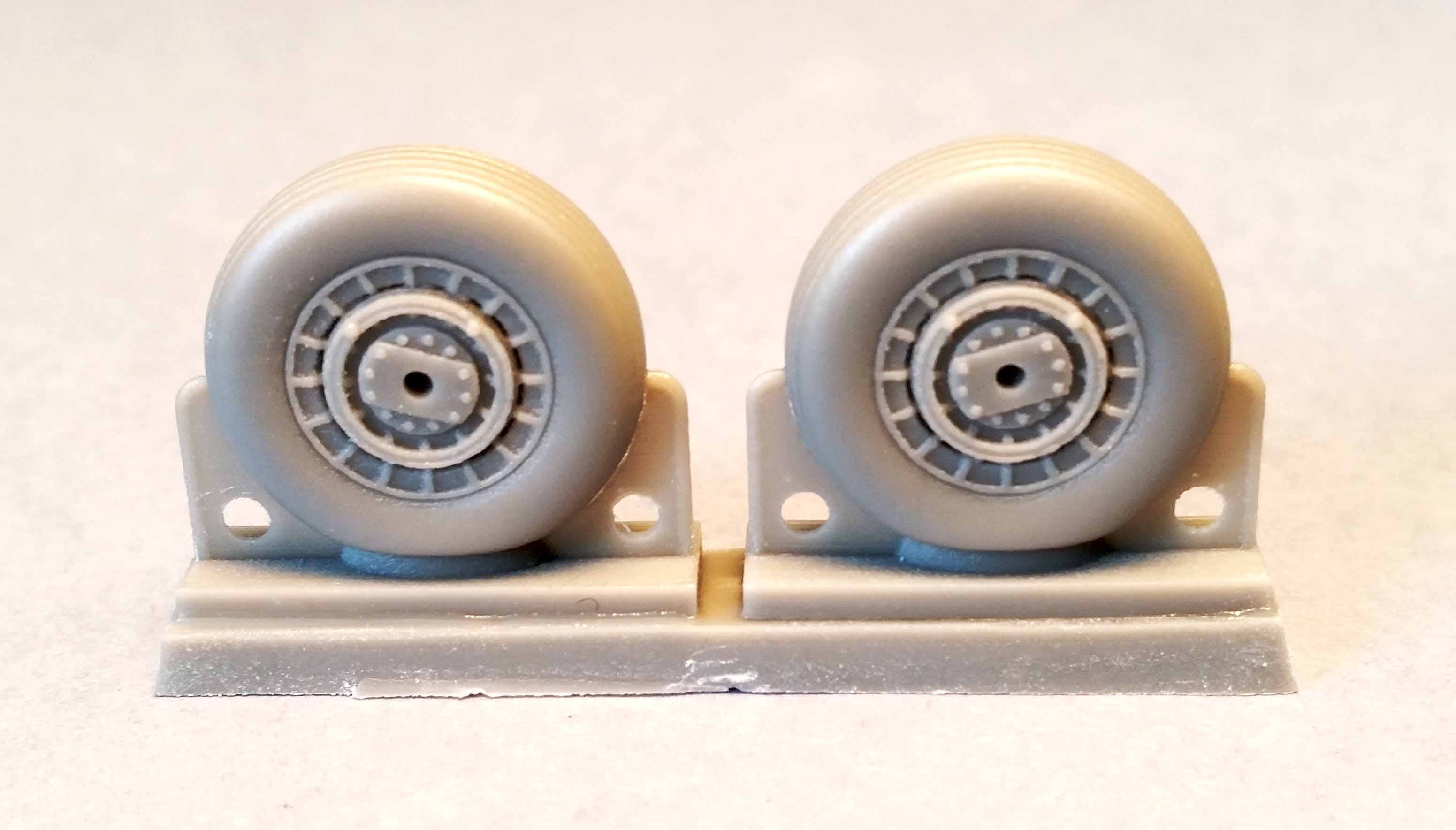 Rib Pattern Wheel for F4U Corsair/F6F Hellcat | HLJ.com