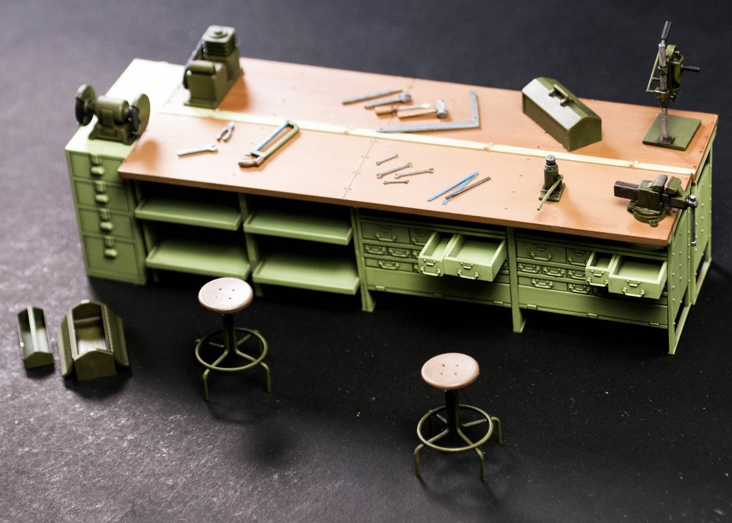 U.S. Army Workbench And Toolset | HLJ.com