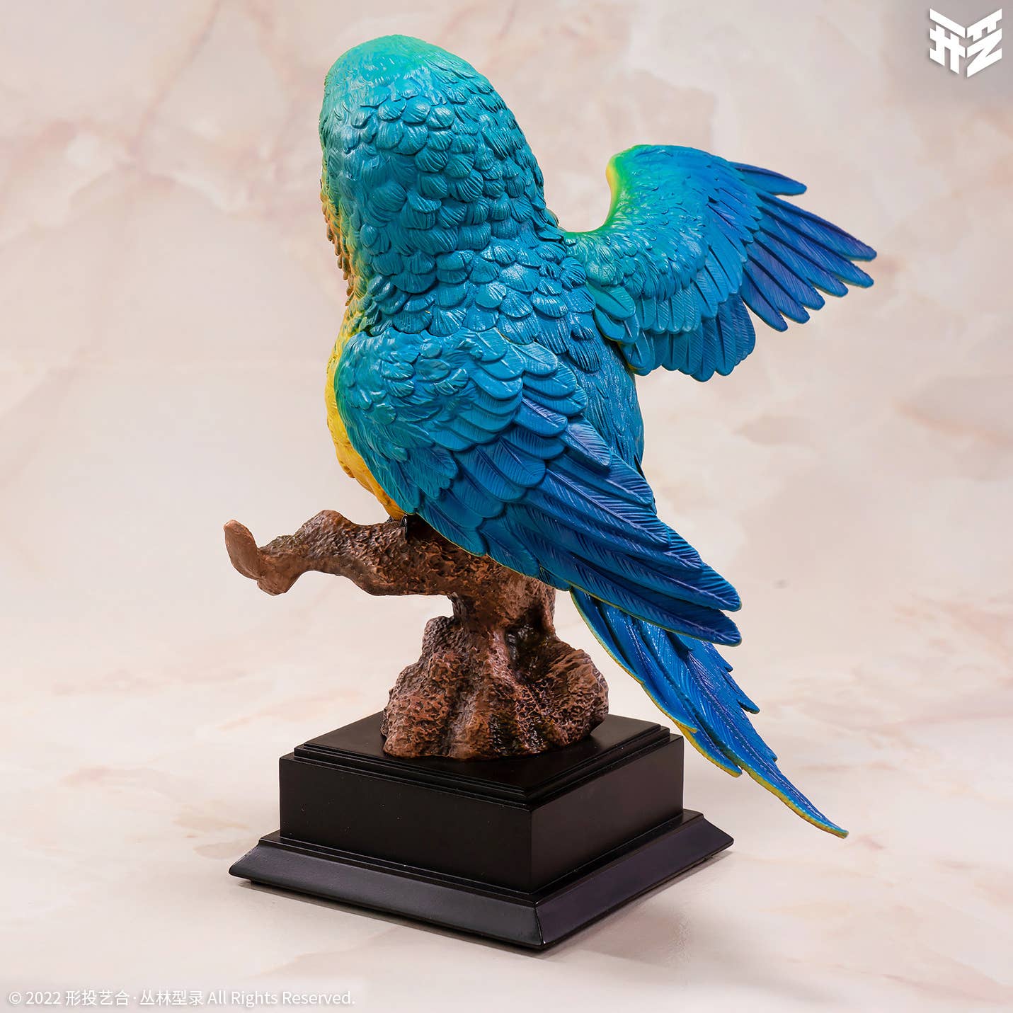 JUNGLE LOOKBOOK Series 001 Blue-and-Yellow Macaw Kotton Resin Statue ...