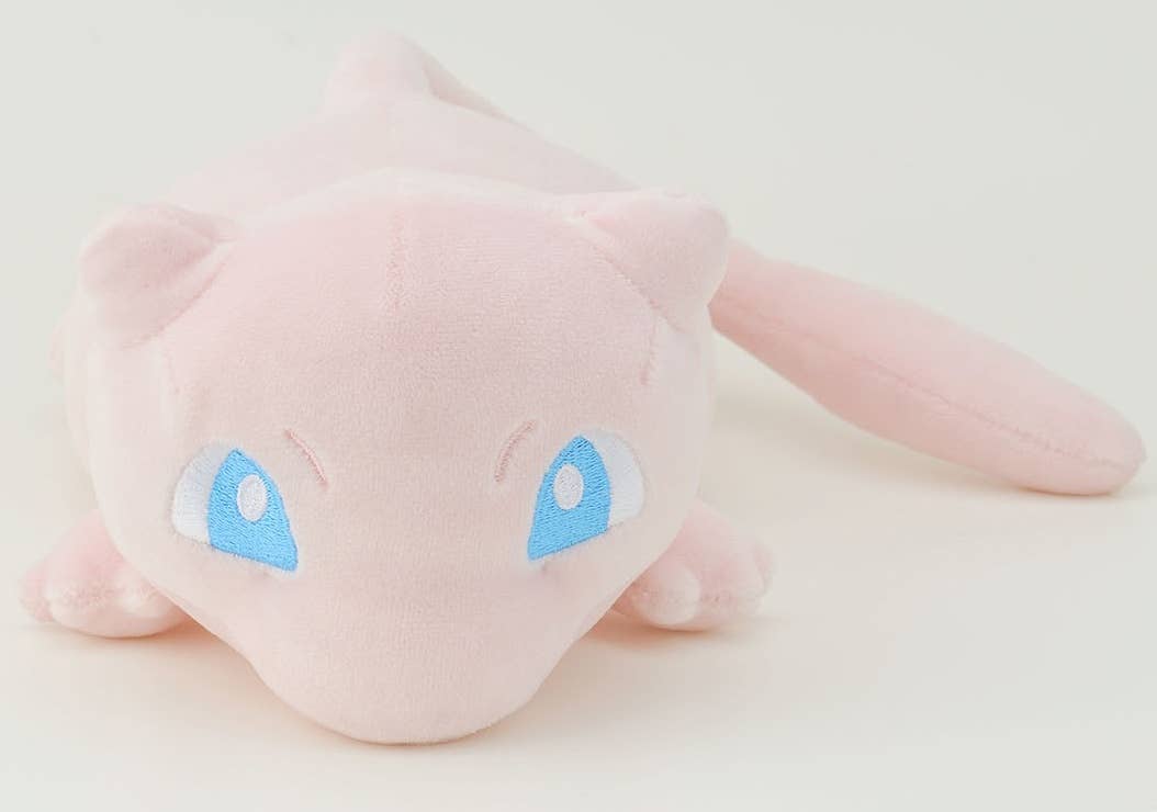Pokemon: Mofu Mofu Arm Pillow Mew (Reissue) | HLJ.com