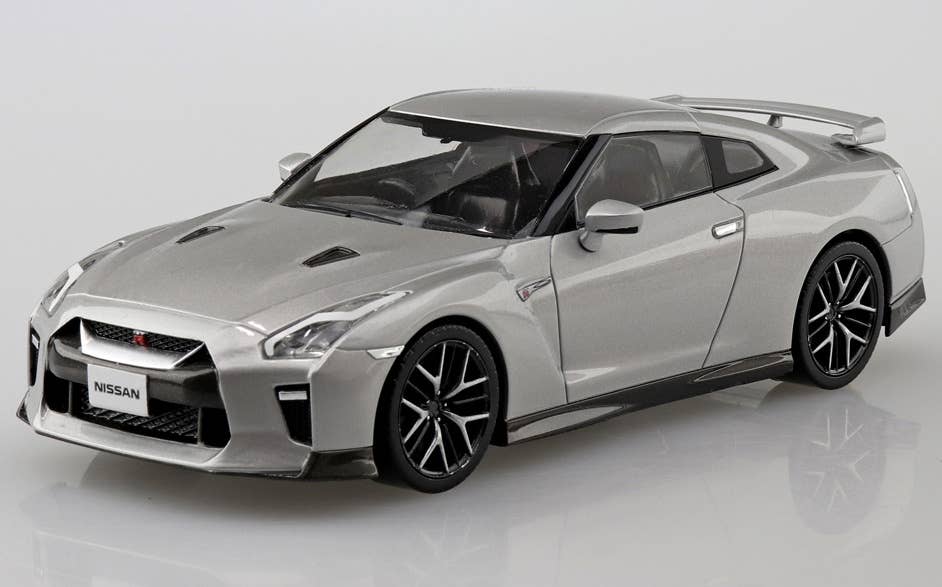 Nissan GT-R (Ultimate Metal Silver) | HLJ.com