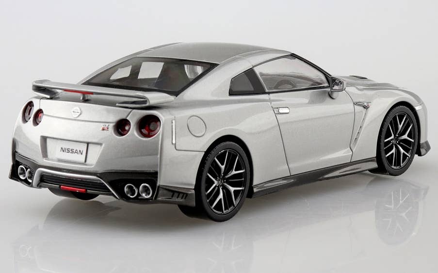 Nissan GT-R (Ultimate Metal Silver) | HLJ.com