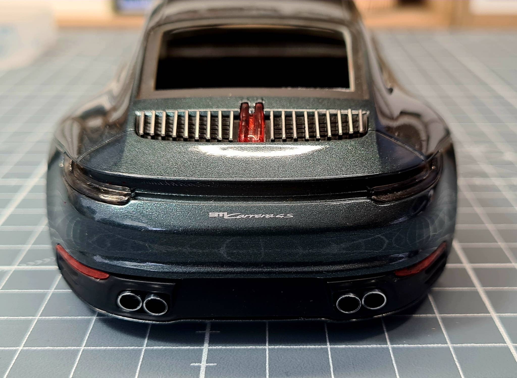 Porsche 911 Carrera (2021) | HLJ.com