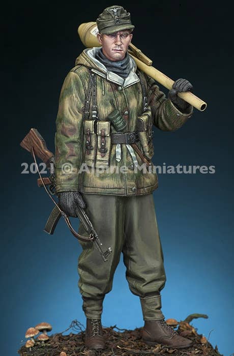 WW.II German 28th Jager Division Iron Cross Division Statue | HLJ.com
