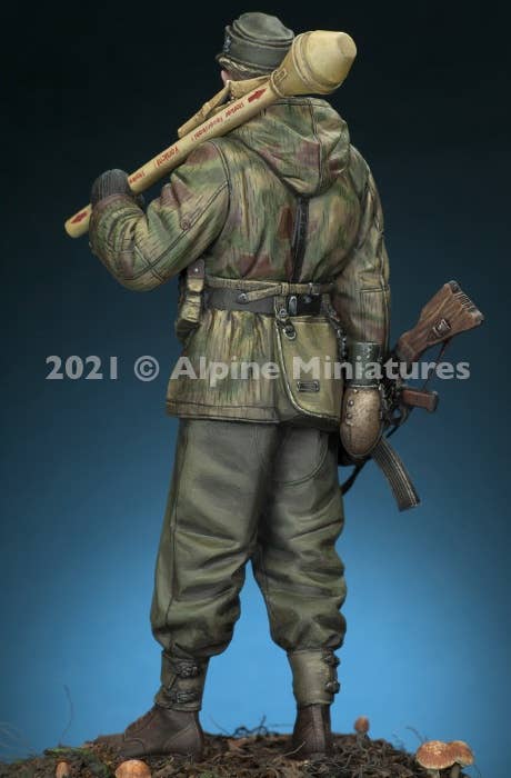 WW.II German 28th Jager Division Iron Cross Division Statue | HLJ.com
