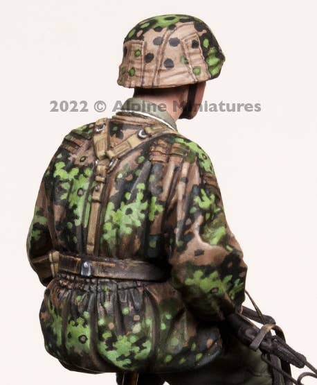 WW.II German Waffen-SS Grenadier on Schwimmwagen | HLJ.com