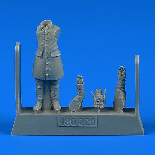 Royal Flying Corps (RFC) WWI Pilot with Map | HLJ.com