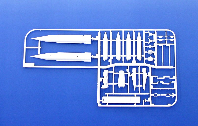 Stratos 4 BAC TSR-2 MS | HLJ.com