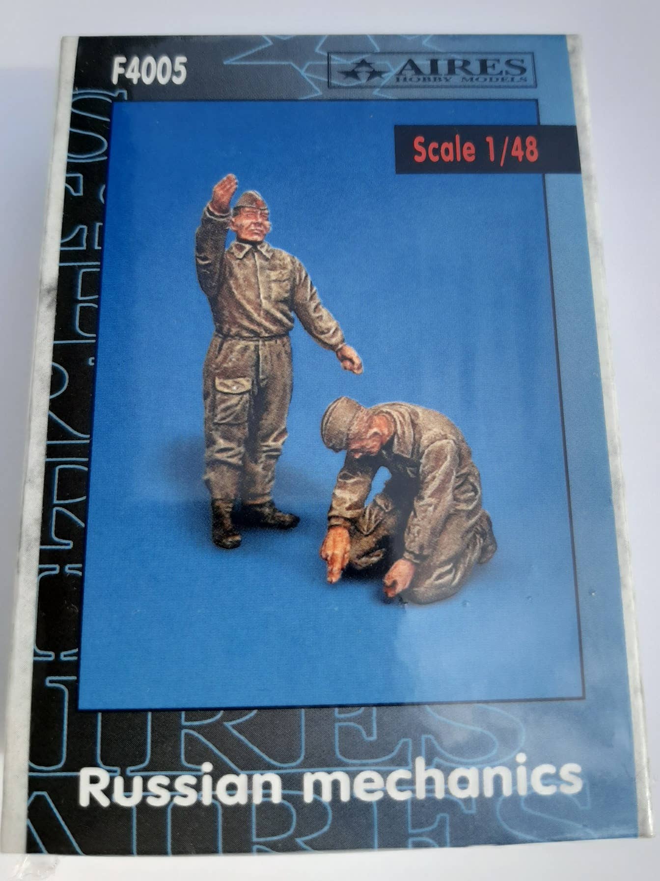 Russian Mechanics (2pcs) | HLJ.com