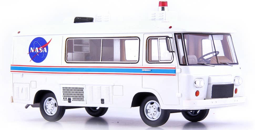 Clark Cortez Astronaut Van Apollo 11 (USA 1969) White | HLJ.com