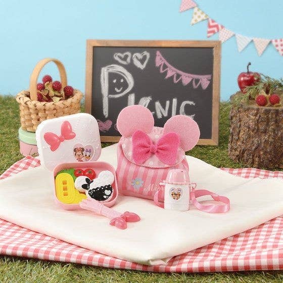 Mickey & Friends Odekake Picnic Set | HLJ.com