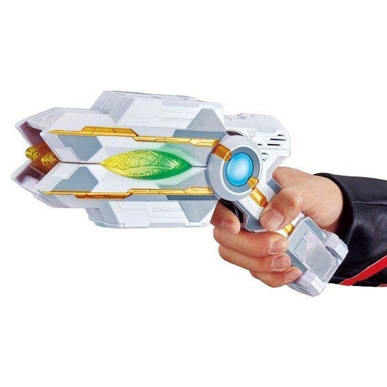 Ultraman Trigger: DX Guts Sparklens | HLJ.com