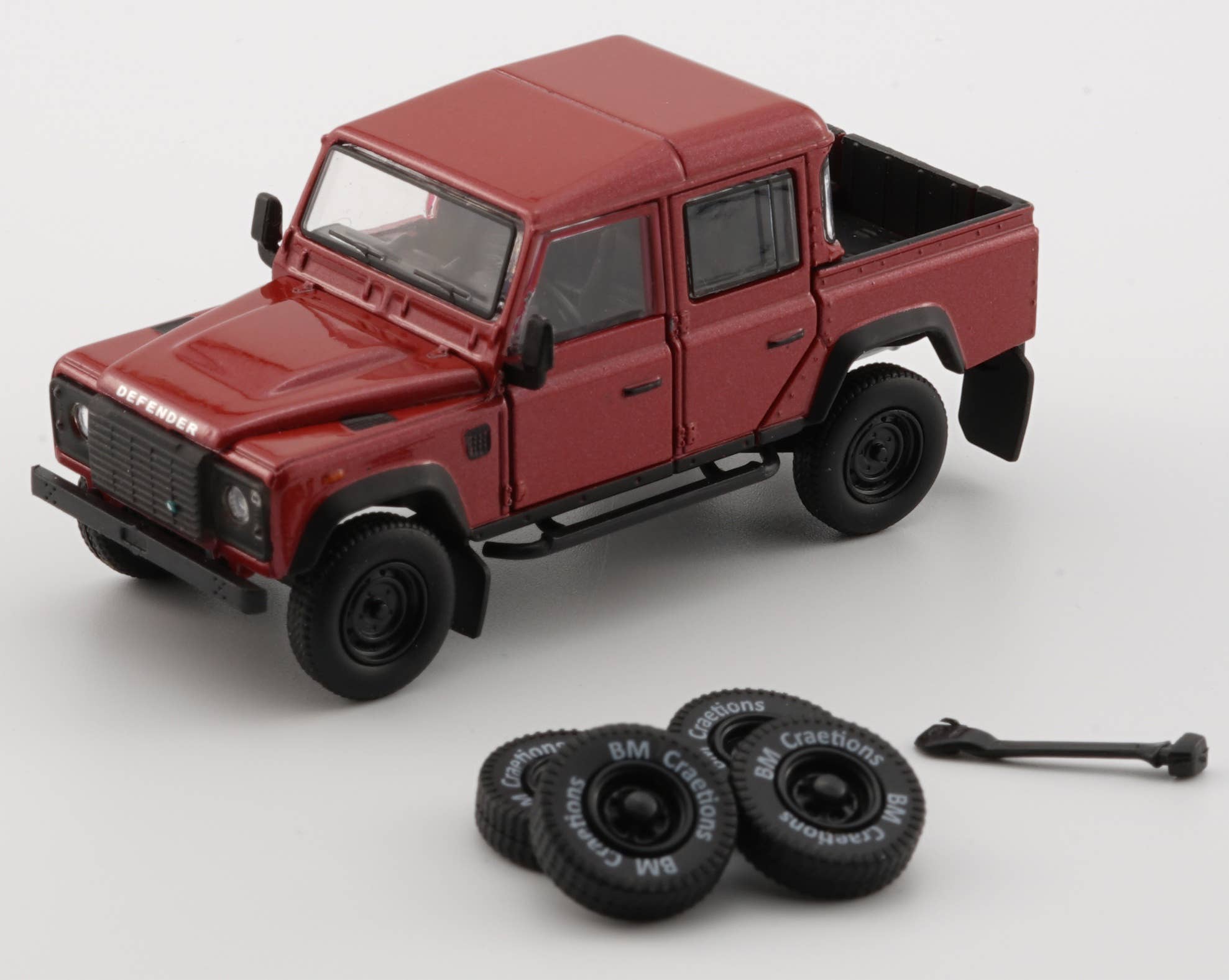 Land Rover Defender 110 2016 Pickup Orange (RHD) | HLJ.com