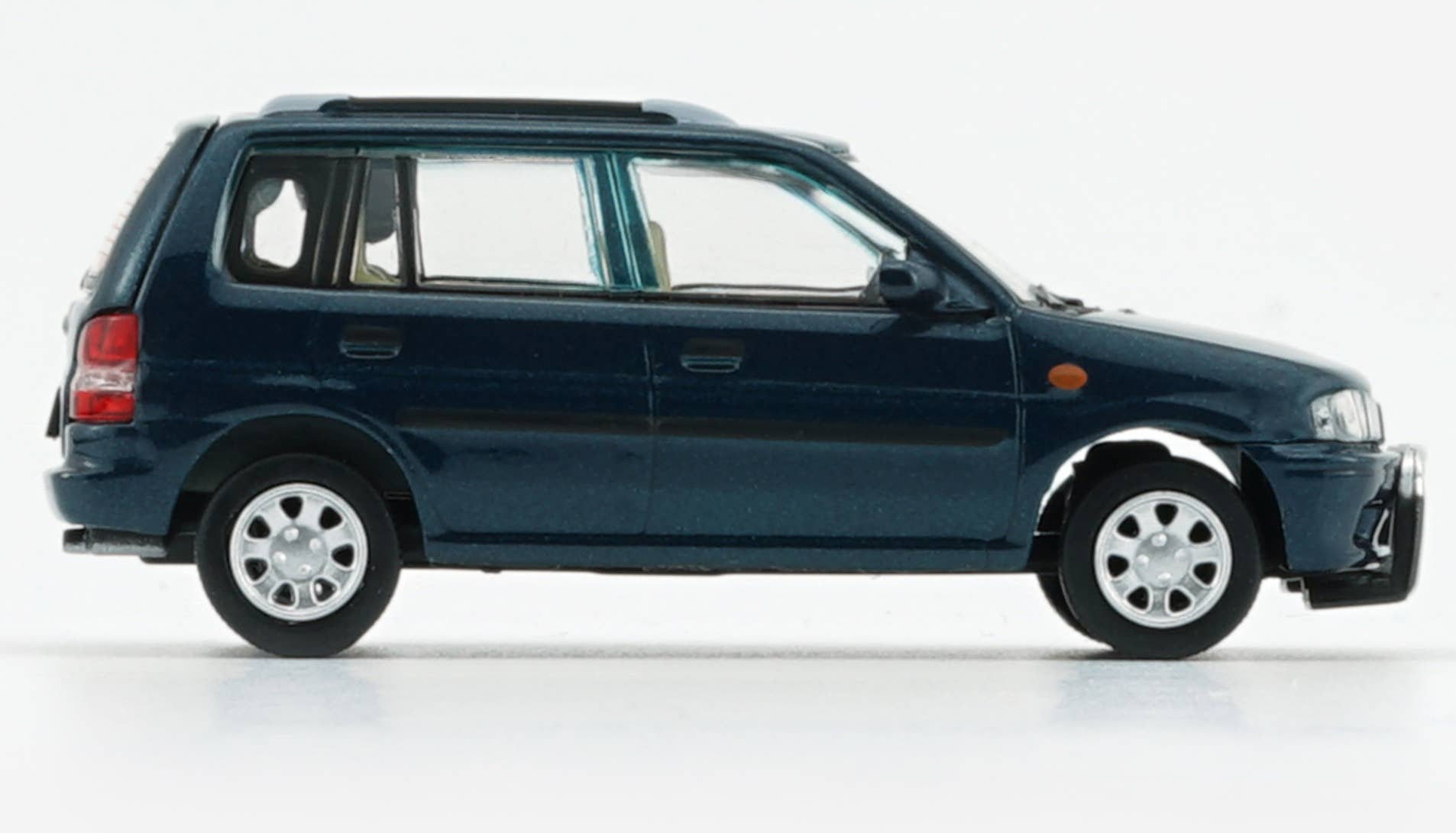 Mazda Demio (Metro) 1994 Green (RHD) | HLJ.com