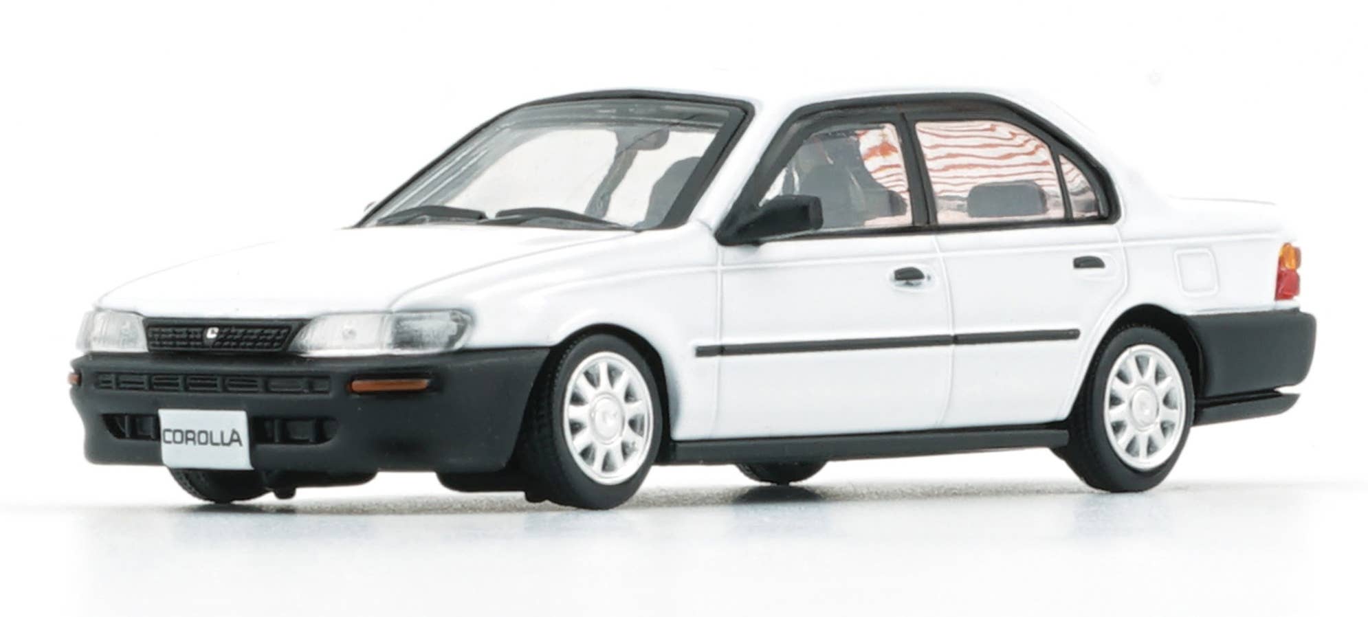 Toyota Corolla AE100 1996 White/Black Bumper (RHD) | HLJ.com