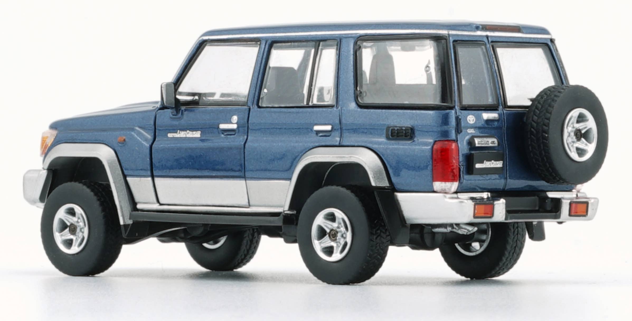 Toyota Land Cruiser LC76 Blue (RHD) | HLJ.com