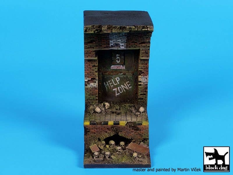 Subway Base After The Fall Of The World | HLJ.com