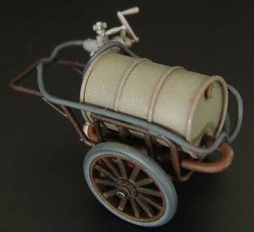 Japanese Refueling Cart | HLJ.com