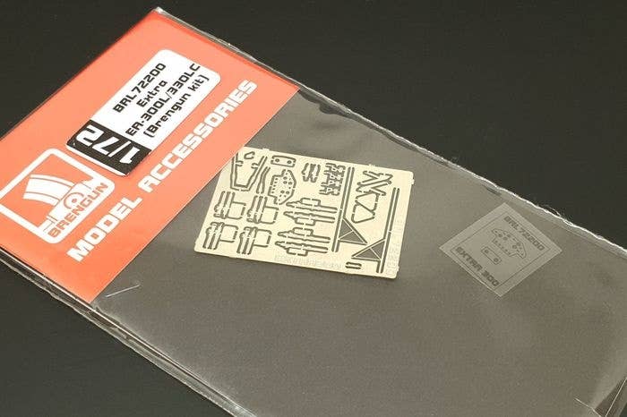 Extra EA-300L-330LC (for Brengun) | HLJ.com