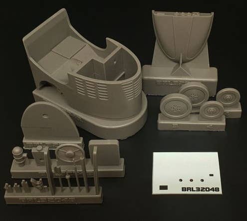 UK Flight Deck Tractor Clarkat type B | HLJ.com