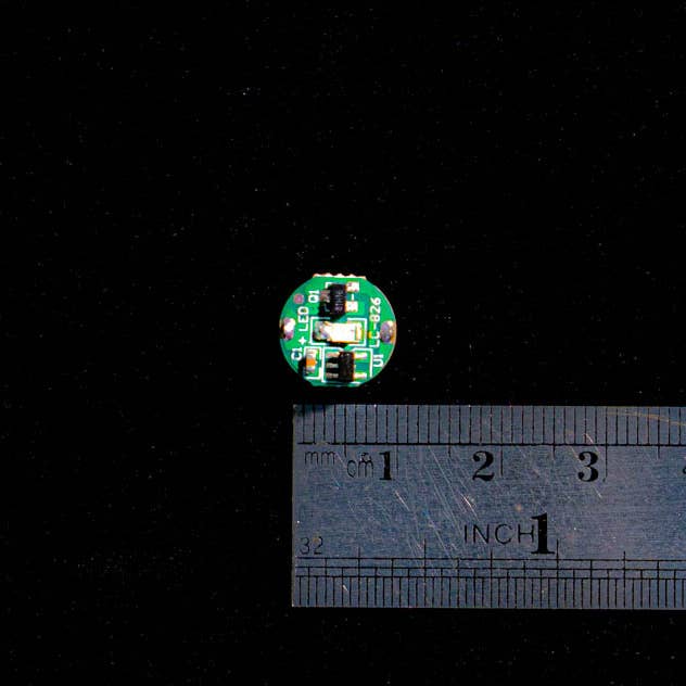 LED Module with Magnetic Switch Lead Wire Specifications: Yellow | HLJ.com