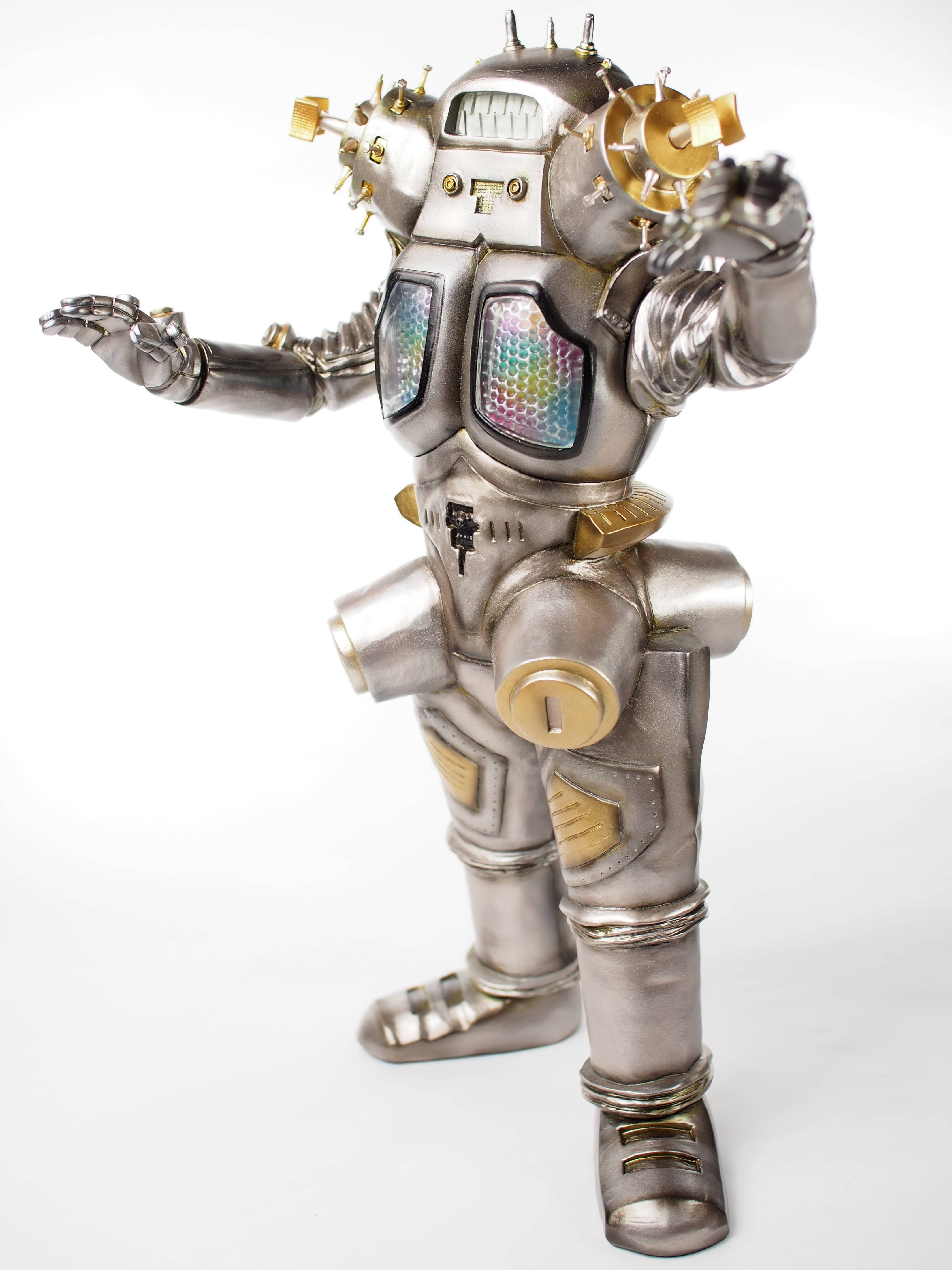 Space Robot King Joe Gunmetal ver. | HLJ.com