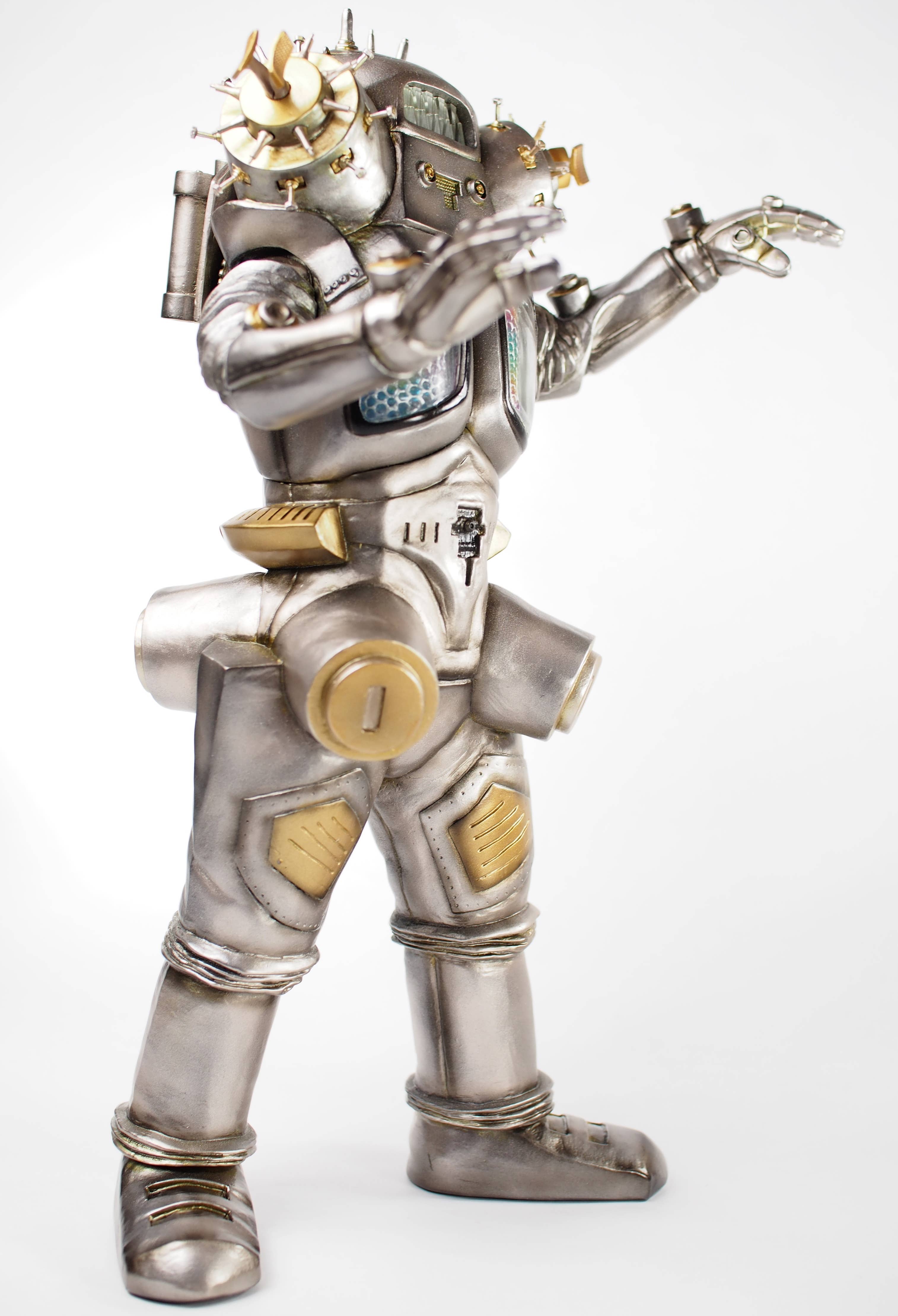 Space Robot King Joe Gunmetal ver. | HLJ.com