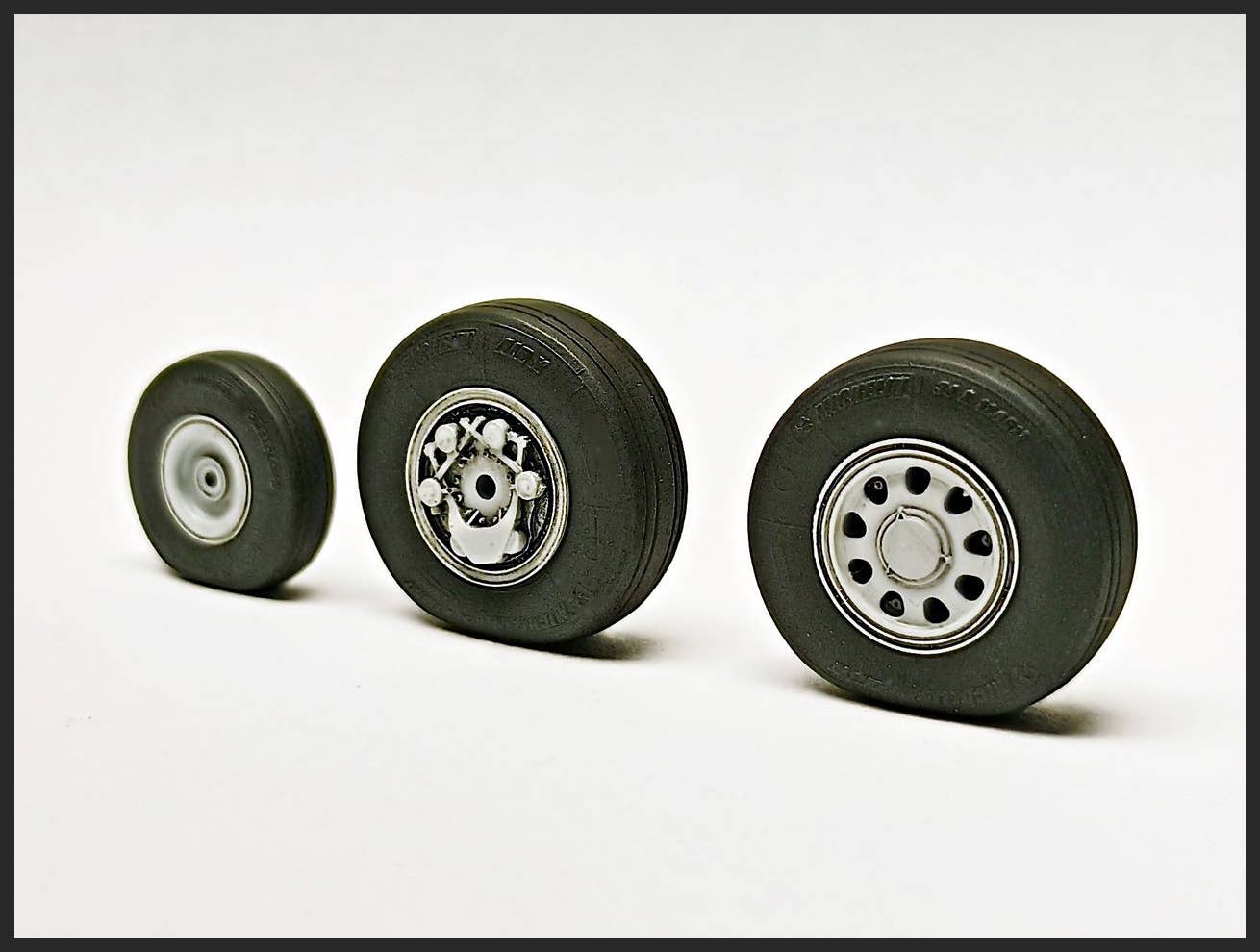 F-35A wheel set | HLJ.com