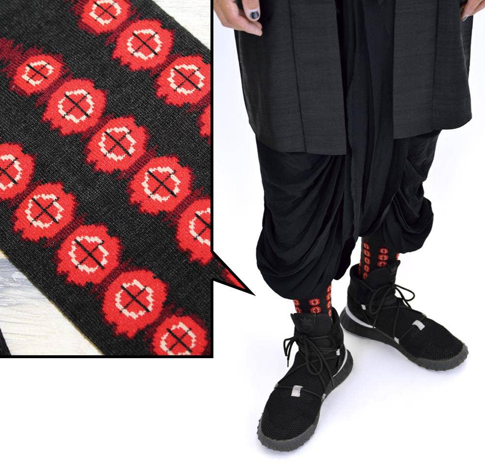 Fate/Grand Order: Solomon Genie Pillar Socks | HLJ.com