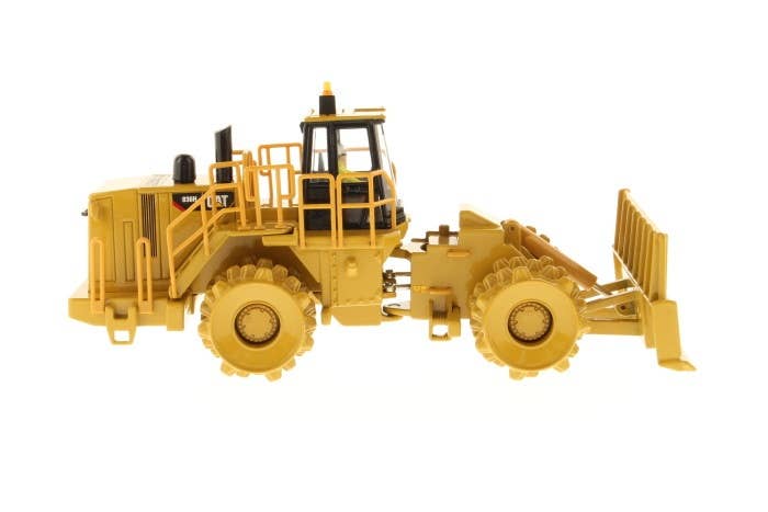 836H Land ll Compactor | HLJ.com