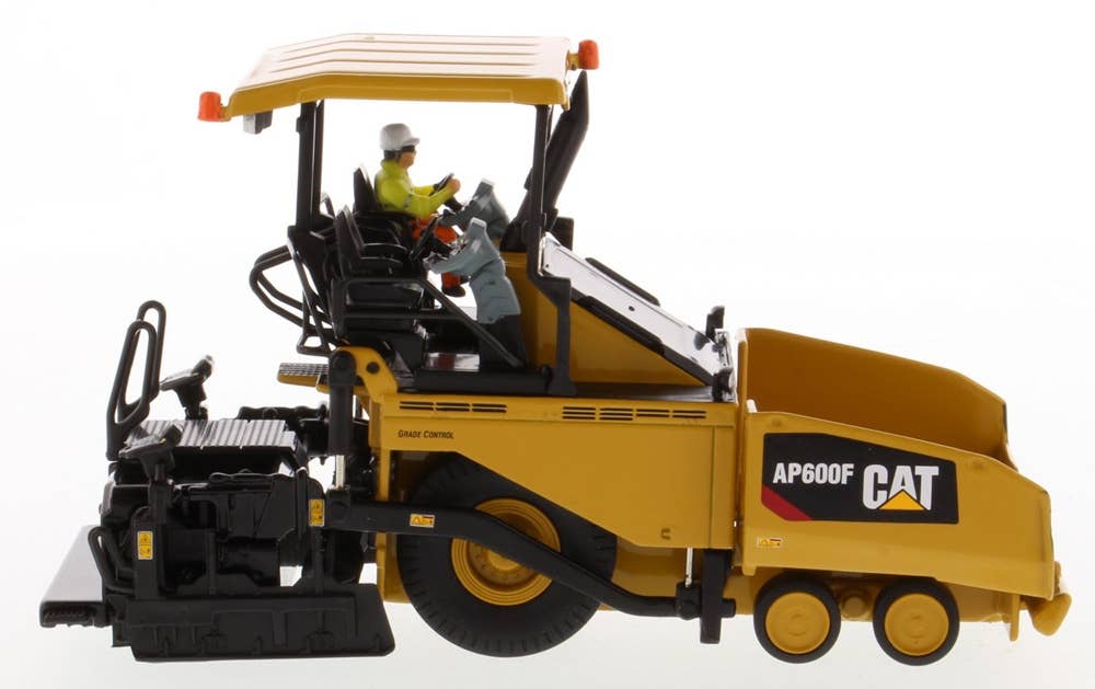 Caterpillar AP600F Wheeled Asphalt Paver | HLJ.com