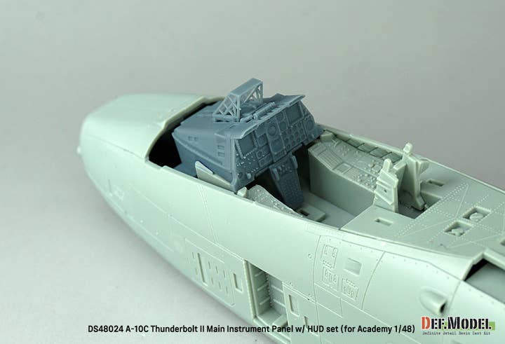 A-10C Thunderbolt II Main Instrument Panel w/ HUD set for Academy | HLJ.com