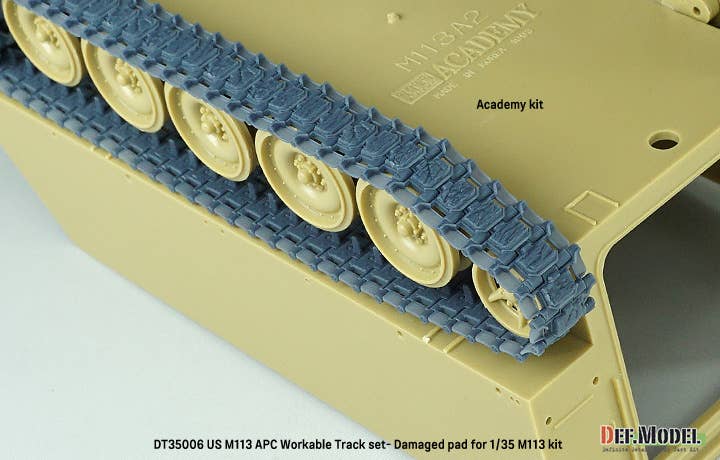 US M113 APC Workable Track set - Damaged pad (for M113 kit) | HLJ.com