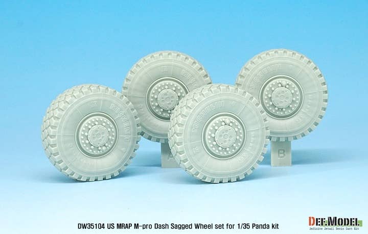 US MRAP M-pro Dash Sagged Wheel set (Panda) | HLJ.com