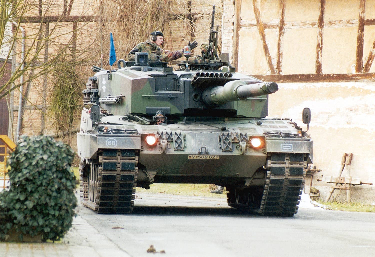 Mini Armor Series Vol.2 Modern Vehicle Collection: 1Box (10pcs) | HLJ.com