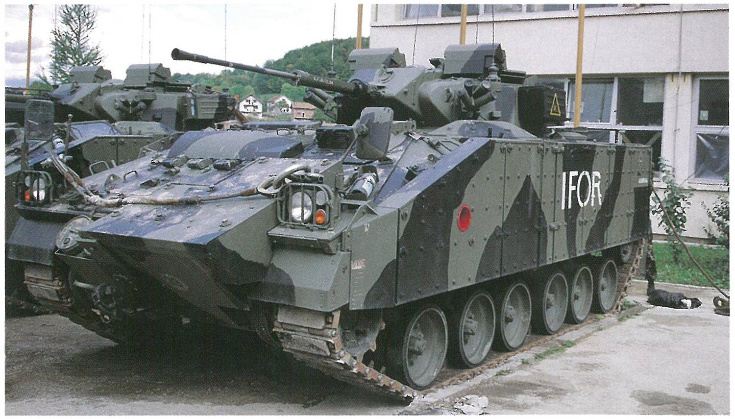 Mini Armor Series Vol.2 Modern Vehicle Collection: 1Box (10pcs) | HLJ.com