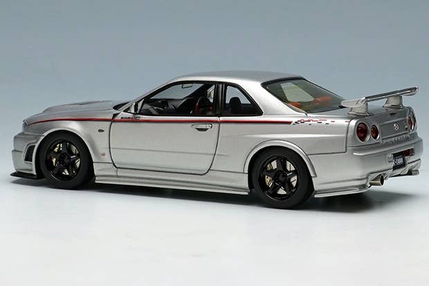 Nismo R34 GT-R Z-tune Silver/Nismo Stripe | HLJ.com