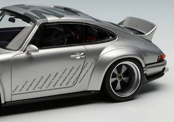 Singer DLS Silver (Goodwood Festival of Speed 2019) | HLJ.com
