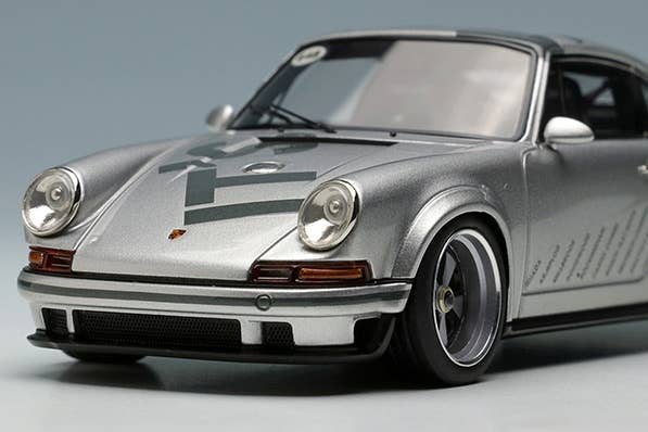 Singer DLS Silver (Goodwood Festival of Speed 2019) | HLJ.com