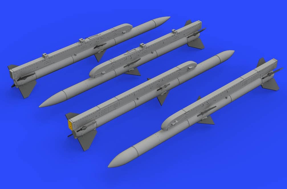 AIM-120A/B AMRAAM | HLJ.com