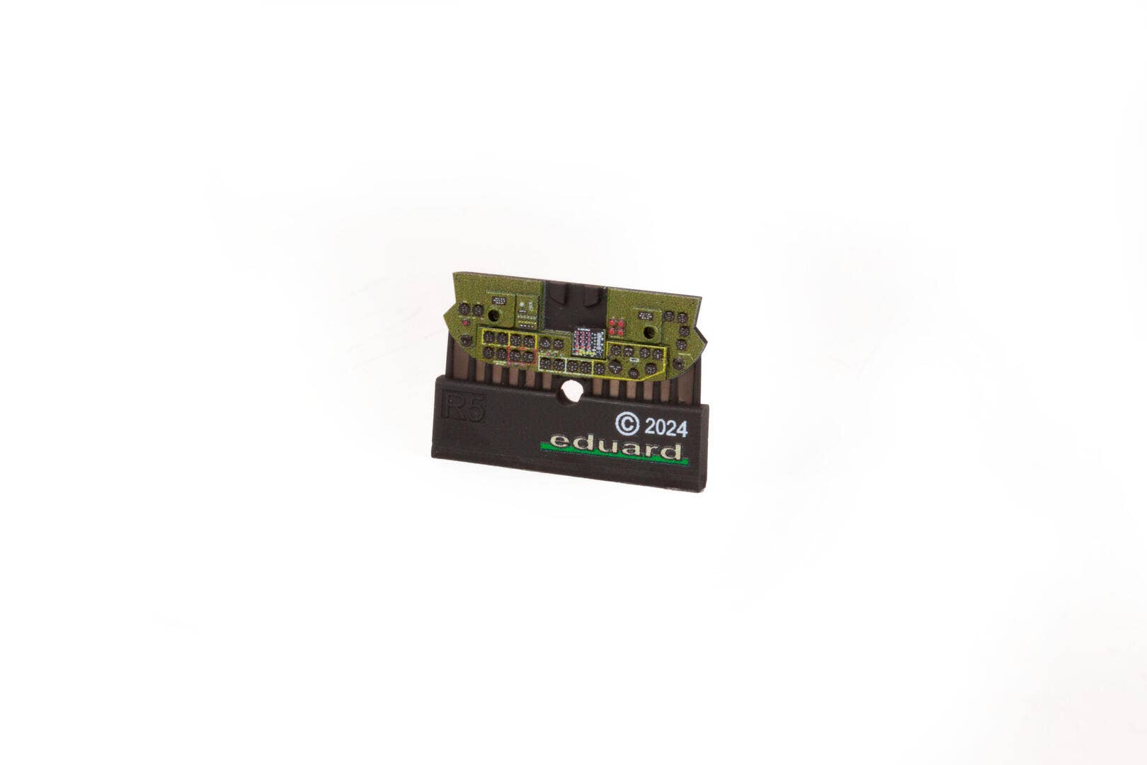 B-24H LooK | HLJ.com