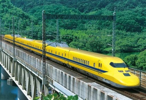 Jigsaw Puzzle: Railway 923 Series Shinkansen Doctor Yellow 300pcs 26 x ...