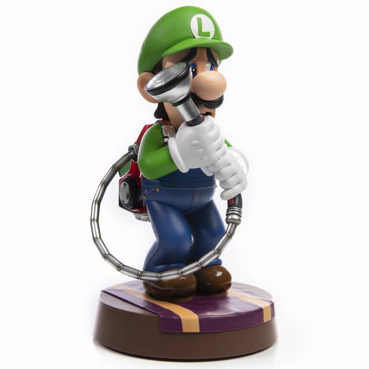 Luigi's Mansion 3 / Luigi 9inch PVC Statue | HLJ.com