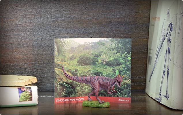 Dinosaur Mini Model: Allosaurus | HLJ.com