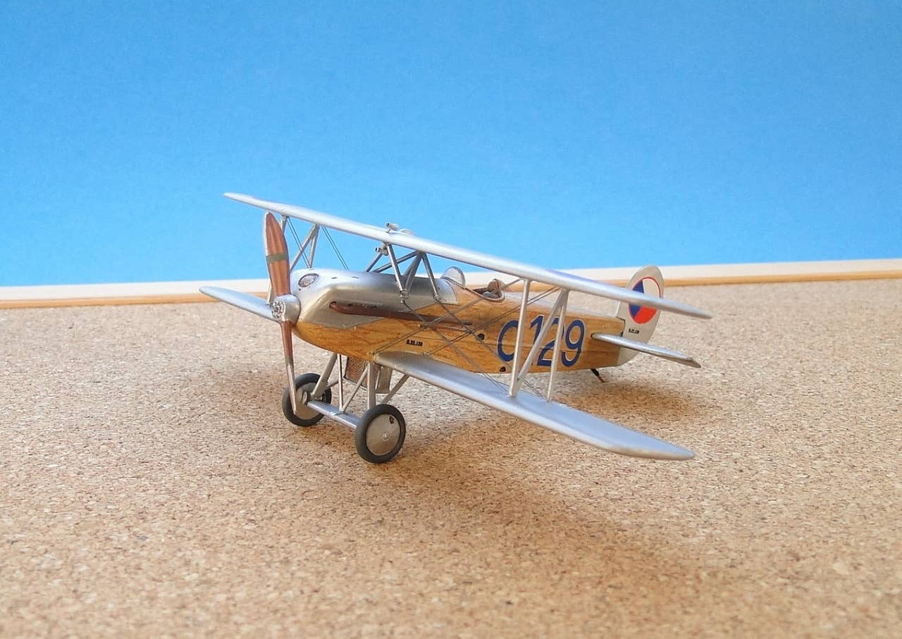 Avia BH-22 Czechoslovak Trainer Aircraft | HLJ.com