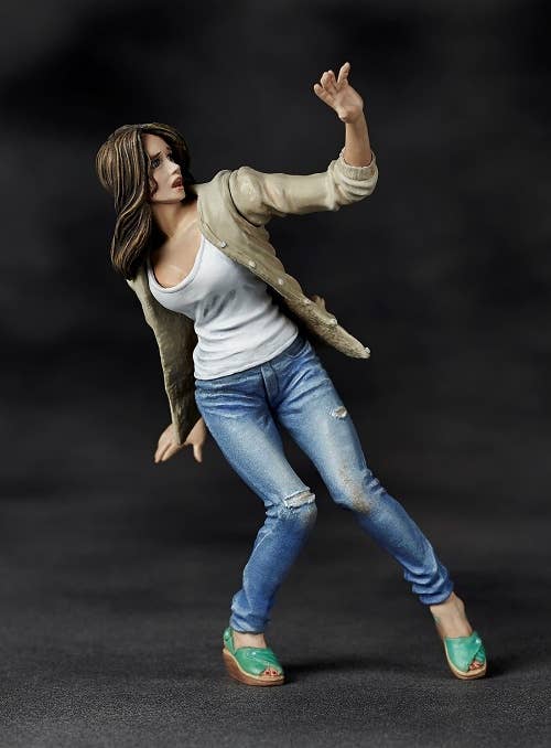 Zombie Plastic Model Kit Tales from the Apocalypse No.01: The Heroine ...