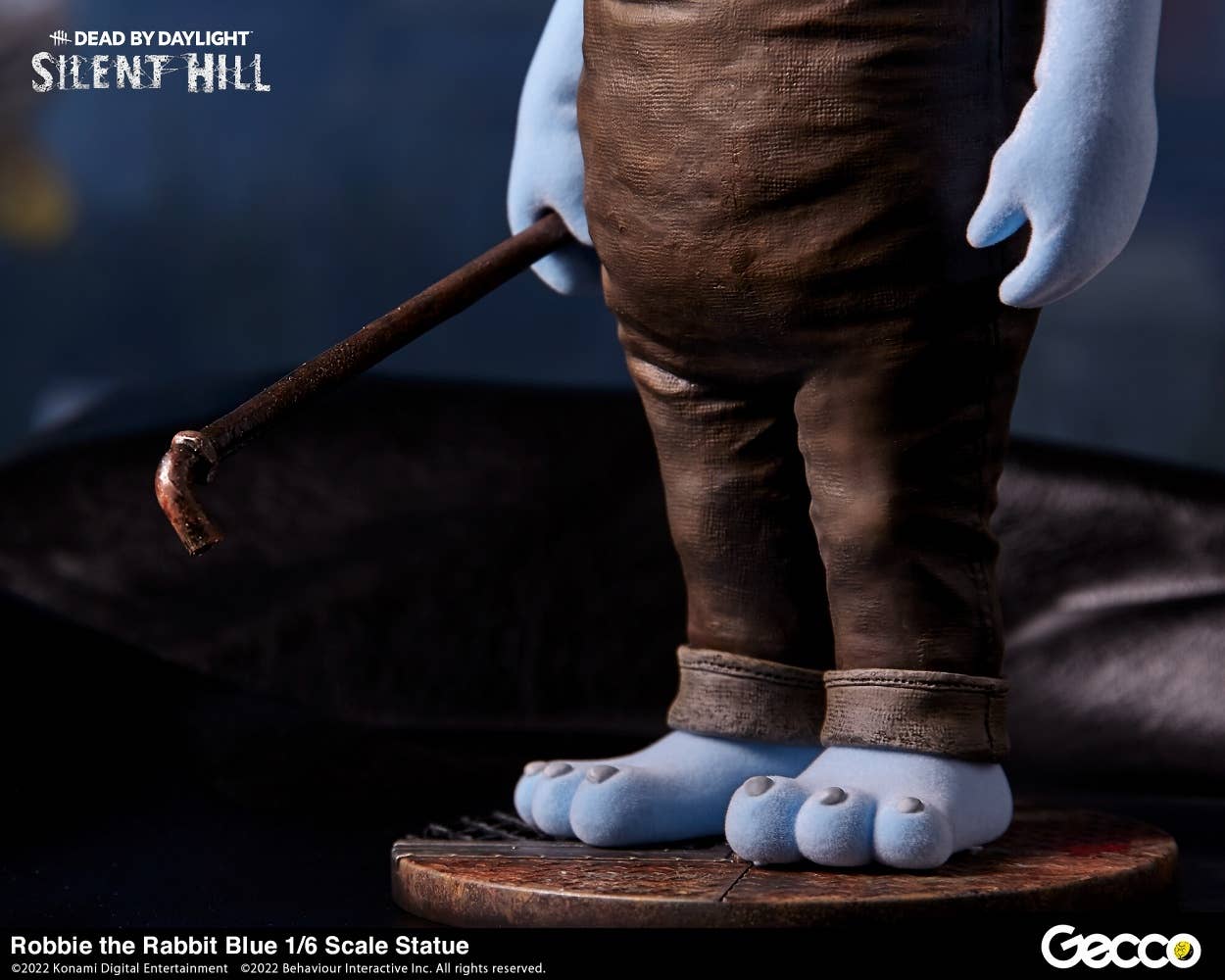Silent Hill x Dead By Daylight / Robbie the Rabbit Blue Statue | HLJ.com