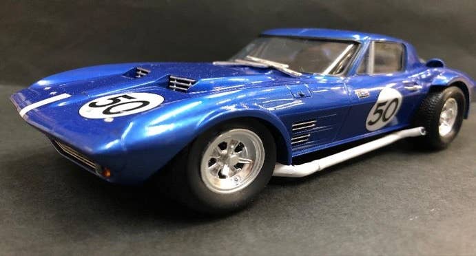 American Sports Car Corvette Stingray | HLJ.com