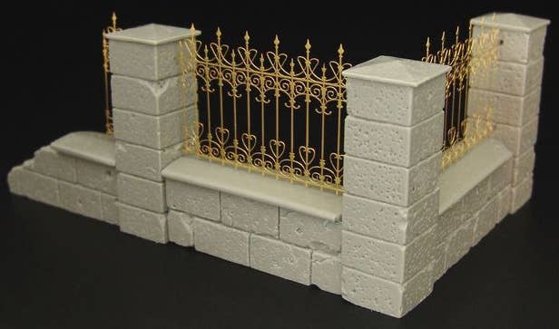 Castle Fence | HLJ.com